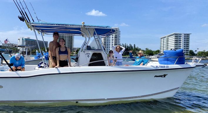 Boca Raton Boat Rentals [From $80/Hour] | Getmyboat