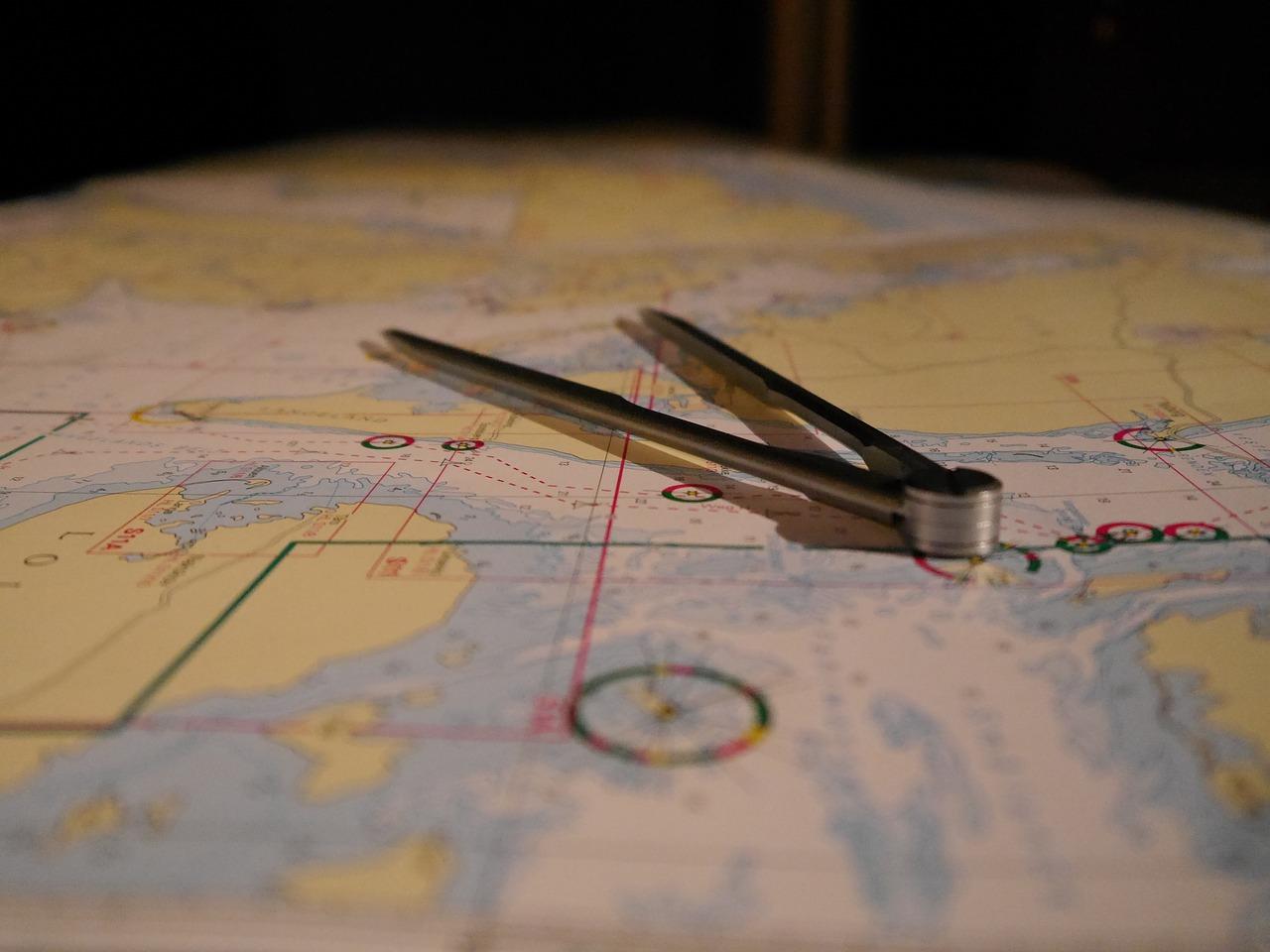 How Nautical Charts are Read
