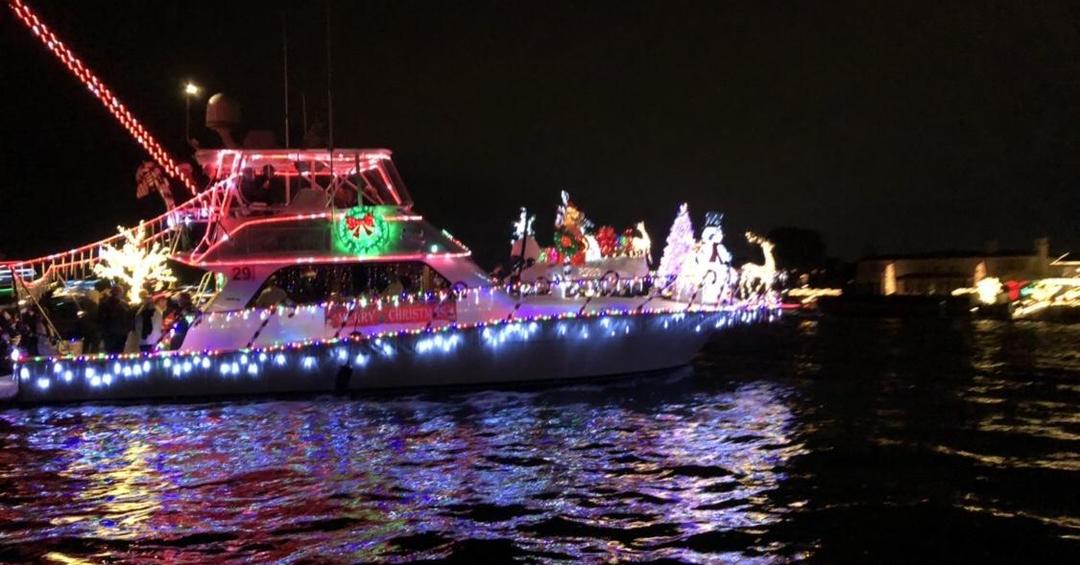 Experience the San Diego Bay Parade of Lights from the Water with a ...