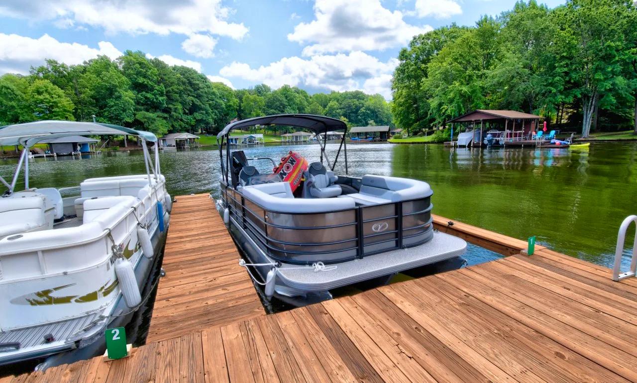 Fishing on Lake Gaston, North Carolina & Virginia